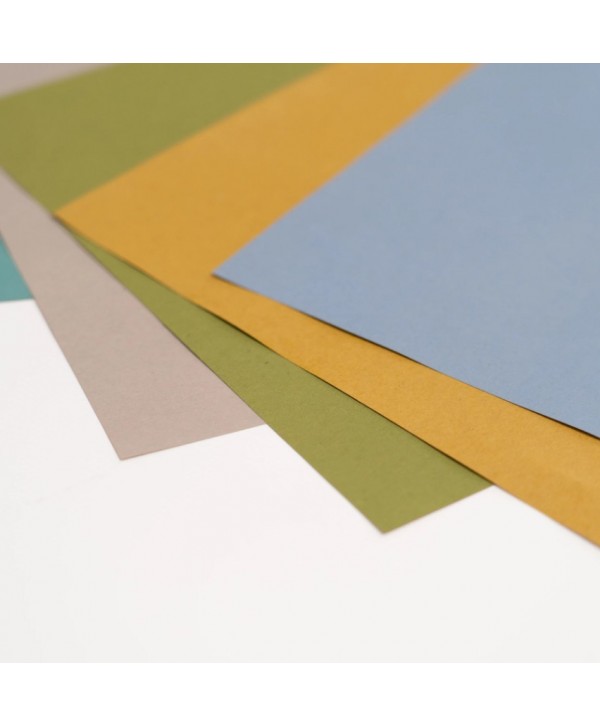 PAPEL ECOLPAK KRAFT RECICLADO AZUL PASTEL 70cm x 50mts.